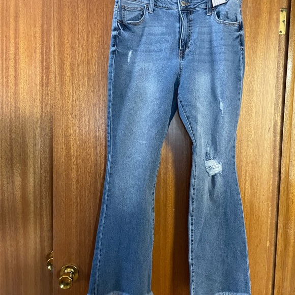 No Boundaries | Jeans | Stretch Ripped Bootcut Flare Jeans | Poshmark